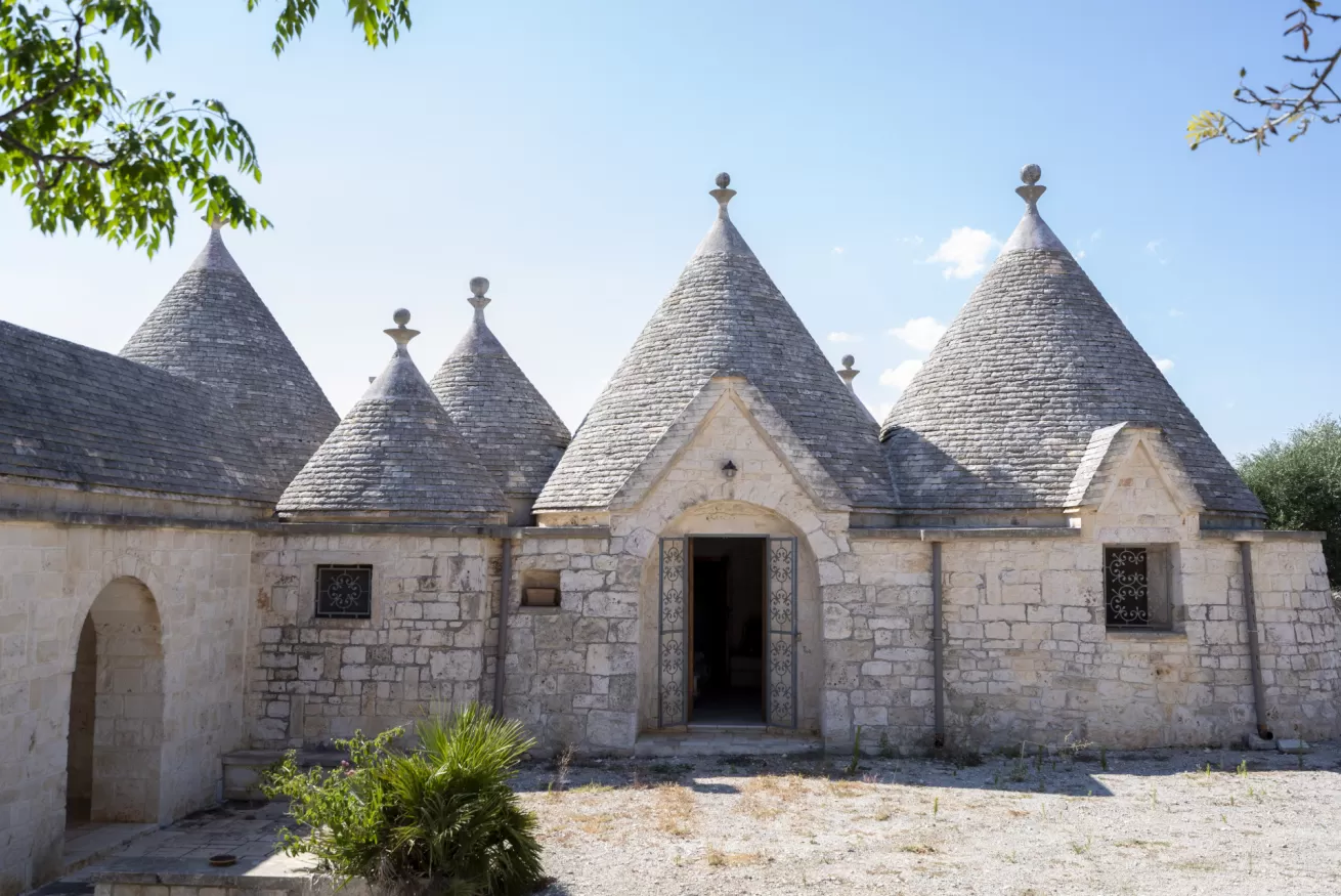 Trulli Luna with veranda and parking - GuestHost