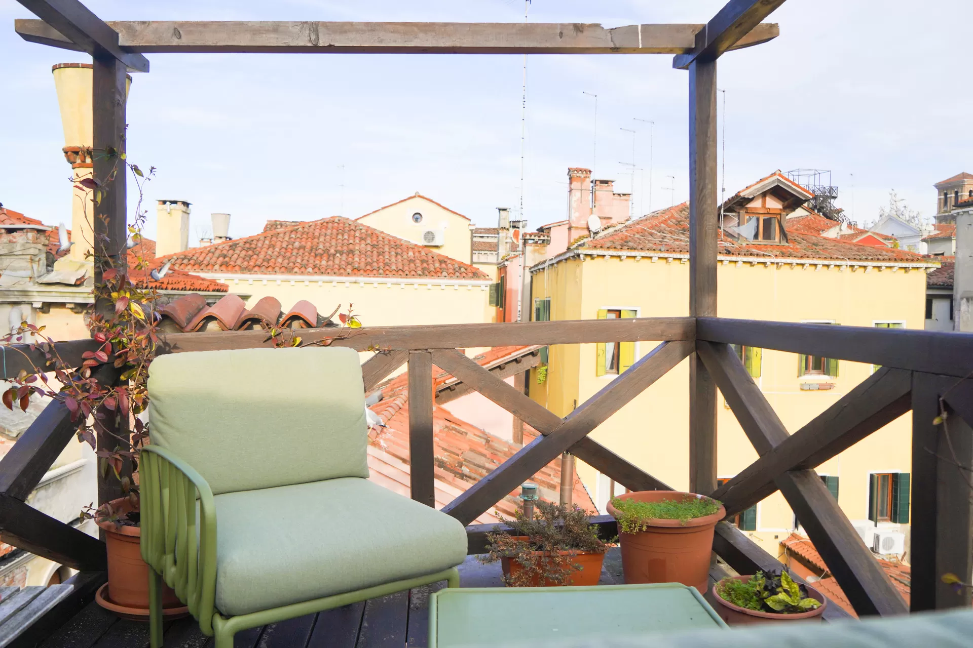 Roof Terrace - Melusina Homes