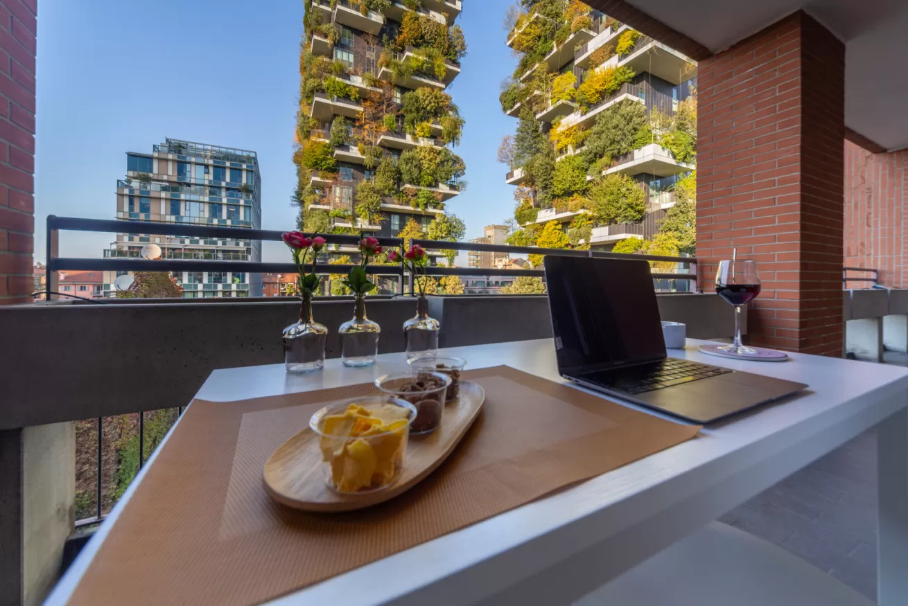 Modern Oasis opposite Bosco Verticale - Thinah