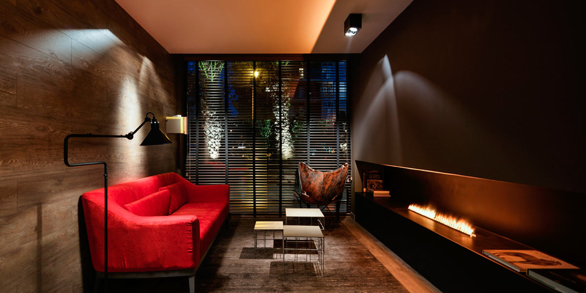 Loungebar - Upper Diagonal